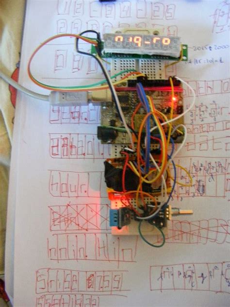 Nicu FLORICA Niq Ro Modul De Afisare Cu Cifre LED Din Segmente Fiecare Controlate De