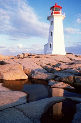 Peggys Point Lighthouse