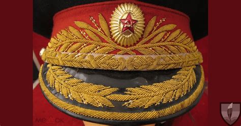 Чистки в руската армия Експертите на Isw смятат че обвинявайки генералите в корупция Кремъл