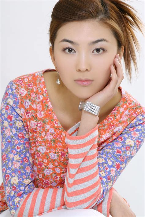 Pretty Girls Yan Qin