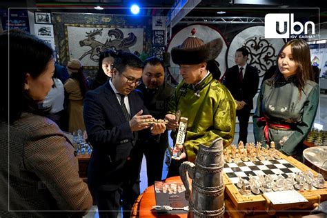 П Сайнзориг “Амар байна уу 2024” үзэсгэлэн худалдаагаар өнгөрсөн жил