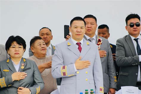 ТӨМӨР ЗАМЧДЫН МЭРГЭЖЛИЙН БАЯР Монголын төмөр зам ТӨХК Facebook