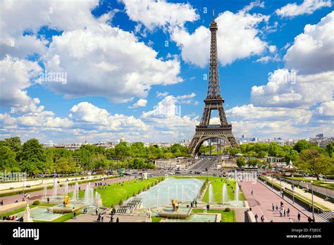 Torre Eiffel Immagini E Fotografie Stock Ad Alta Risoluzione Alamy