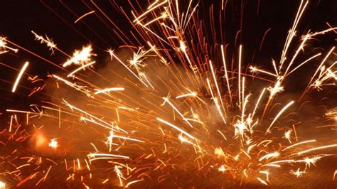 Supreme Court Upholds Ban On Firecrackers In Delhi Says No To Green
