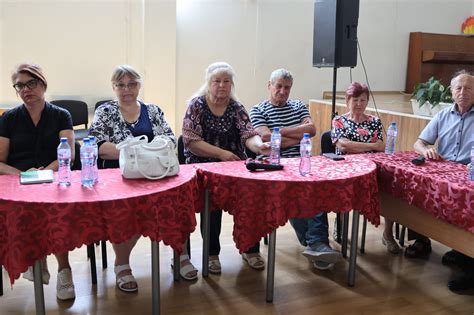 Средно Средно училище Васил Левски грВълчи дол