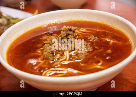 Chinese Restaurant Sichuan Dan Dan Spicy Minced Pork Soup Noodles