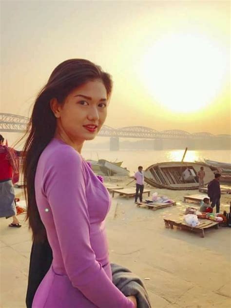 ယနေ့ကျရောက်တဲ့ မွေးနေ့လေးမှာ လိုအပ်နေတဲ့သူတွေအတွက် ကိုယ်တိုင်အပင်ပန်းခံပြီး စားသောက်စရာများ လှူဒ