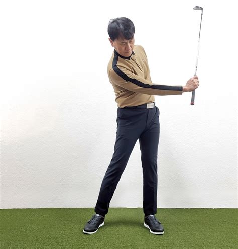 골프 백스윙의 올바른 자세와 방법