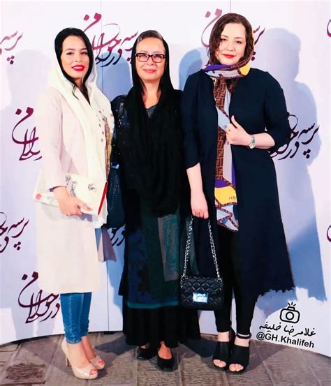 مانور مهراوه شریفی نیا رو پاهای بلورش؛ حالا یا با جوراب شلواری یا لخت