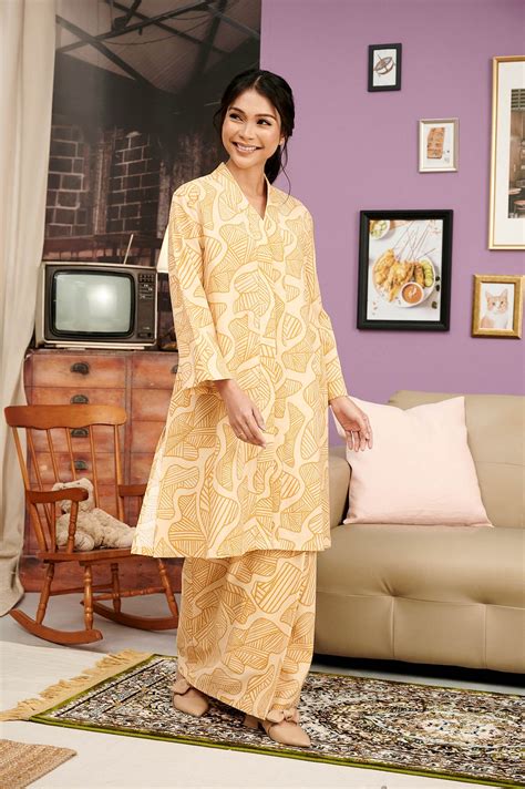 The Kenangan Raya Collection Umbi
