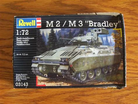Revell 1 72 Scale M2 M3 Bradley Model Kit £9 99 Picclick Uk