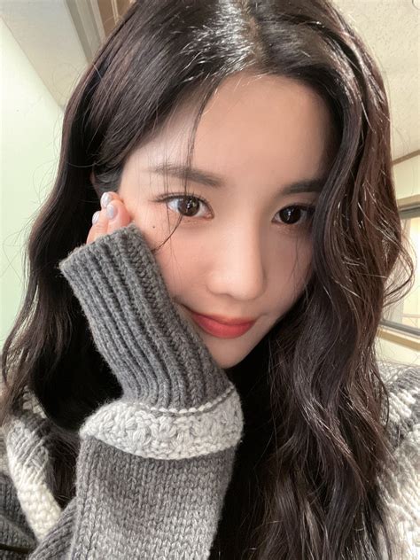 221111 Kwon Eunbi Twitter Update R Izone