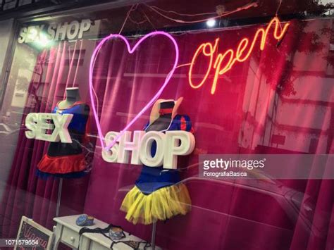 Drug Hidden In Car Photos And Premium High Res Pictures Getty Images