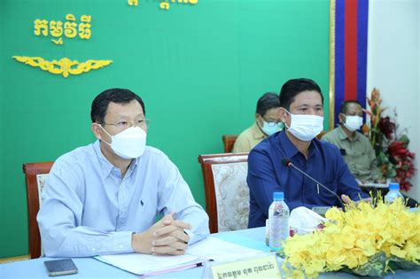 ថ្នាក់ដឹកនាំខេត្តកណ្ដាល អញ្ជើញចុះផ្ទៀងផ្ទាត់ស្ថានភាពបញ្ចប់ការបន្ទោបង់ពាសវាលពាសកាល ក្នុងខេត្ត