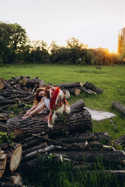 Українська дівчина