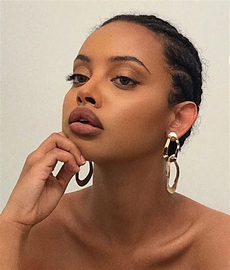 Afnan Dano On Instagram “🐚” Skin Makeup Makeup Looks Pretty Makeup