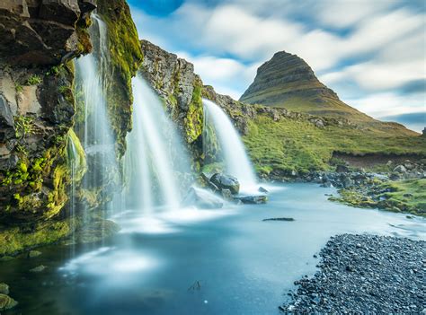 Seljalandsfoss Waterfall