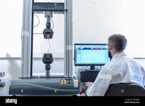 Tensile Testing Hi Res Stock Photography And Images Alamy