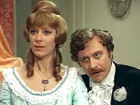 Фильм «Соломенная шляпка» (1974) - сюжет, актеры и роли, кадры из фильма