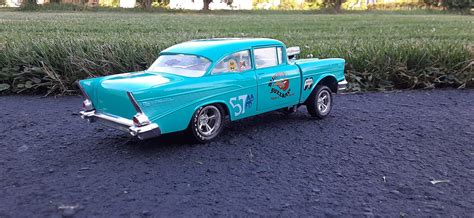1957 Chevy Flip Nose Spirit Of 57 125 Scale Plastic Model Car