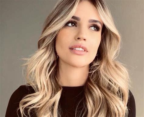 Samantha Limas Instagram Twitter And Facebook On Idcrawl