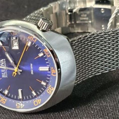 Bulova Menâ S Watch Accutron Ii Lobster Chronograph Model 96b232