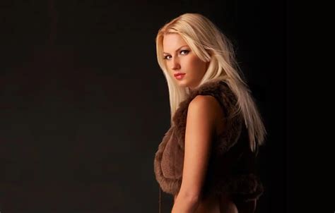 Las 10 Mujeres Suecas Más Bellas Eminuto
