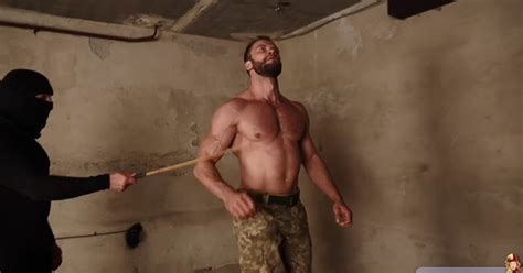 Nakedguyz