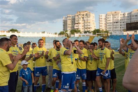 S A Reaprins Farul Din Constanța