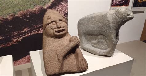 Meeting The Tandragee Idol