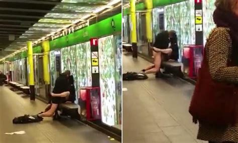 ИЗДИРВАТ ДВОЙКА ПРАВИЛА СЕКС В МЕТРОТО ВИДЕО