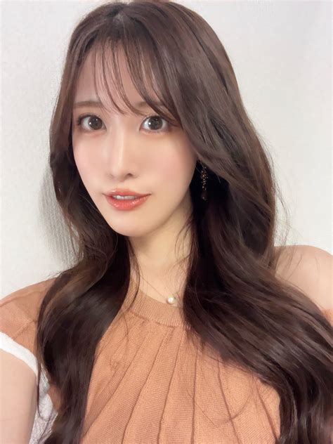 おはよー！ フォロワー様4000人突破ありがとう🥹♥️