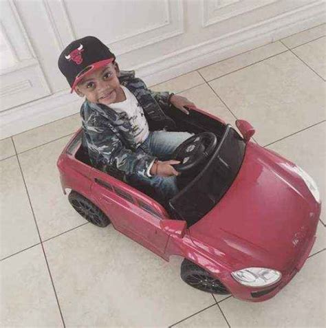 See Photos Of Emtee New Trap House Mansion Zatunes