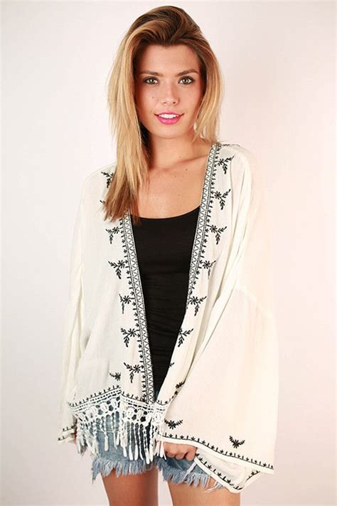 In The Spotlight Overlay In White Women Clothing Boutique Boutique