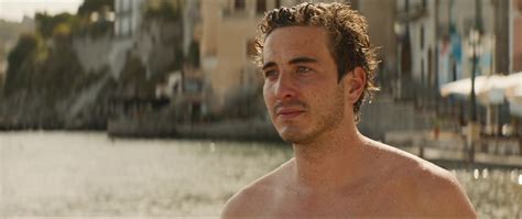 Auscaps Ryan Corr And Craig Stott Kiss In Holding The Man