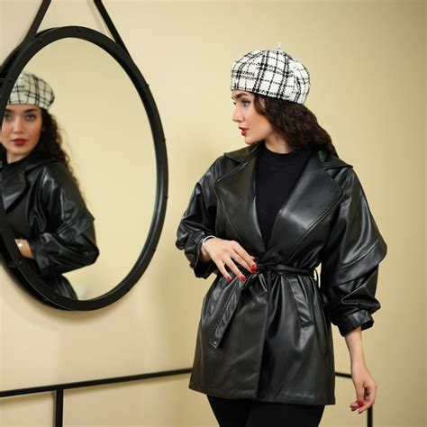 استایل دخترونه شیک کت چرم زمستانی تاوعکس