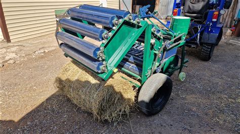 Испытания самодельного рулонного мини пресс подборщика Подборщик без беговой дорожки Пресс для