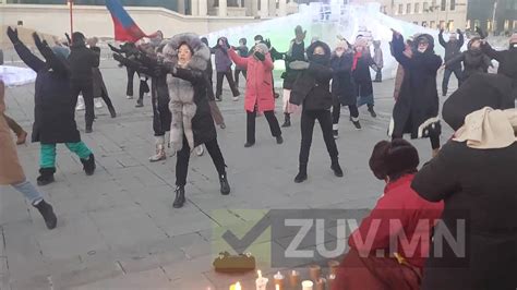 Төв талбайд ГЭРЭЛ АСЛАА ️ By Зөв мн