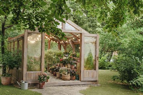 10 Beautiful Greenhouse Ideas For Year Round Gardening