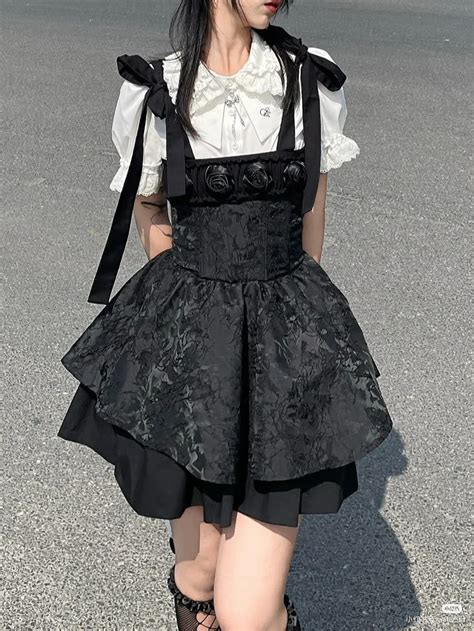 Pin By Tia On Expression Stylish Outfits Fashion Inspo Fashion