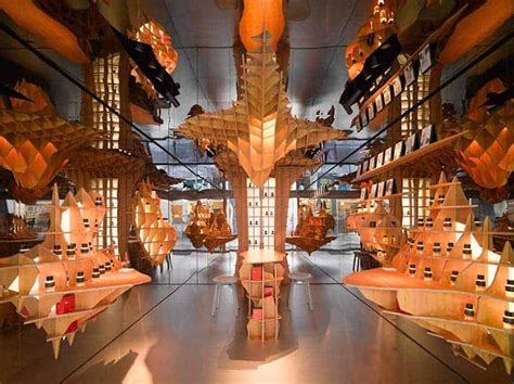 Bekijk Het Geweldige Interieur Van Deze Parfumerie In Parijs Mixed Grill