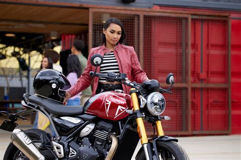 Bajaj Triumph Scrambler 400x Speed 400 Launched In India Fortune India