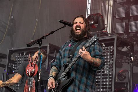 Seether Loudwire Page 3