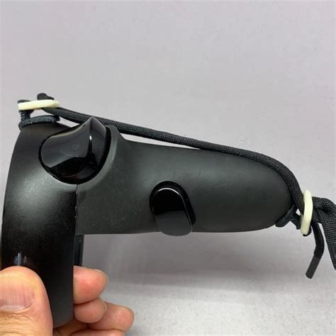 Download Free 3d Printer Designs Oculus Quest Controller Lanyard Ring For Shock Cord Or Clothing