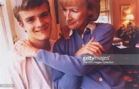 Married To A Fellow Journalist Judy Woodruffs Experience On Sons