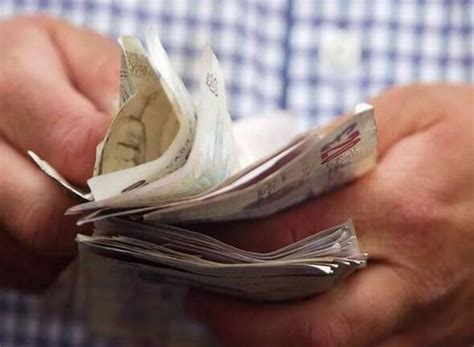 Dwp Universal Credit Warning As Next Benefit To Be Axed With 400000