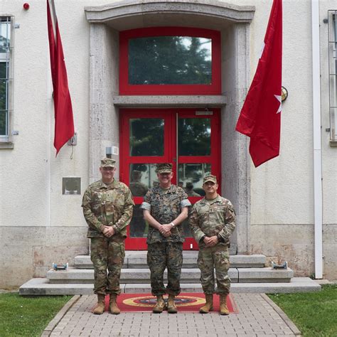 Dvids Images Maj Gen Robert B Sofge Meets With Maj Gen Brian T