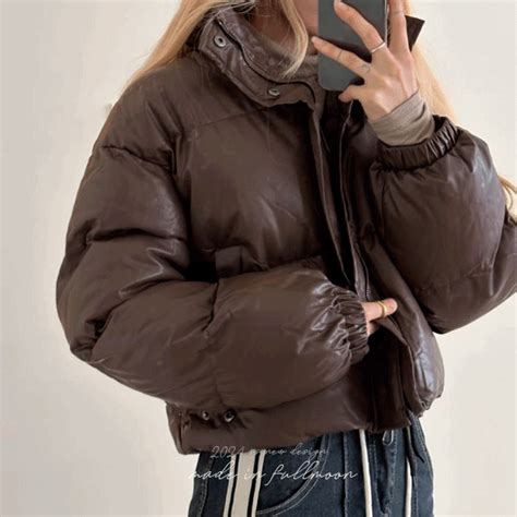 아방핏 왕따숩 소장템 착용감굿 고퀄리티 2color 얼리버드세일 무광 버튼 반목 패딩 Ct 에이블리