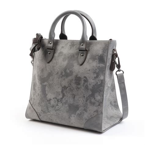 Premium Photo Womens Tote Bag Shoulder Bag With Opentop Design In Cold Color Premium Photo Womens Tote Bag Shoulder Bag With Opentop Design In Cold Color