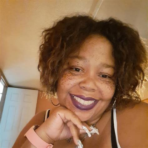 Lady Redds Postlemon8